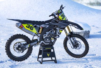 Custom Suzuki Motocross Graphics Kit BOLD 2 – OMXGraphics