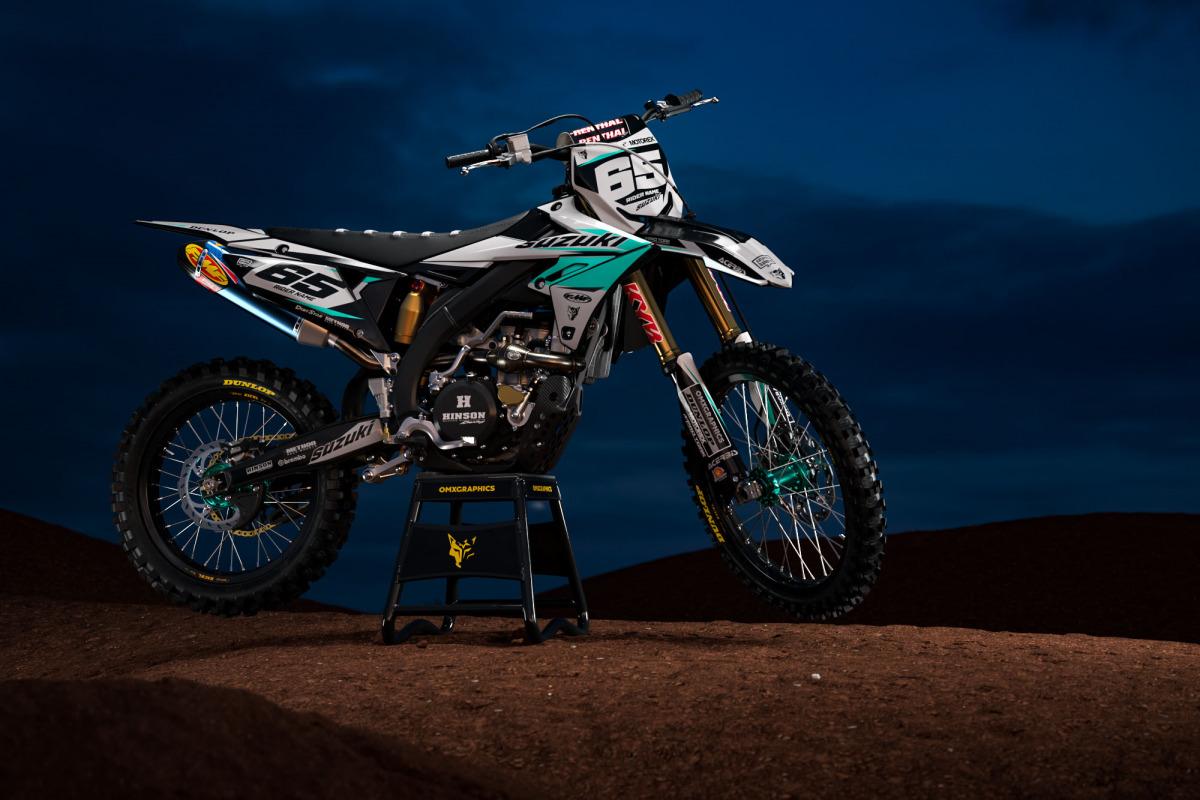 Suzuki ATTACK Graphics Kit Teal – OMXGraphics