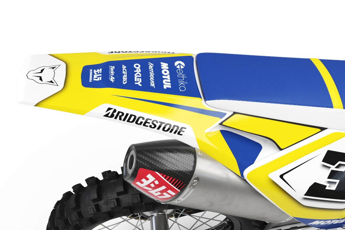 Husqvarna TRACE Graphics Kit – OMXGraphics