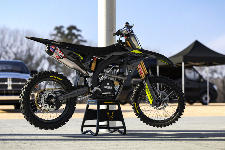 Suzuki MX Graphics - OMXGraphics Ltd