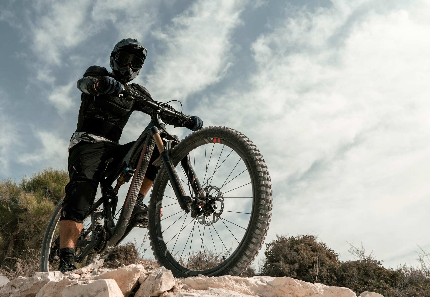 How to train like mx racer? Tips and tricks by OMXGraphics