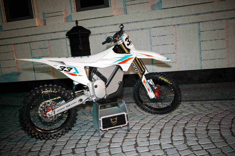 Stark Varg Graphics – Dirt Bike Graphics